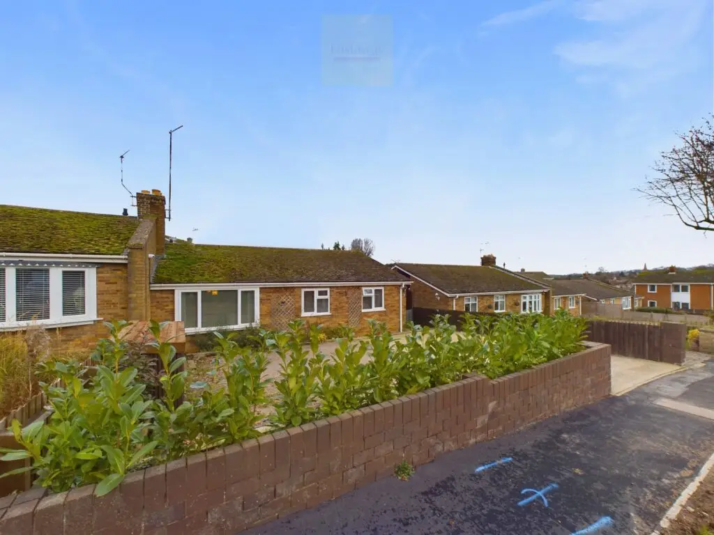 10 Spinney Road, Ketton - Houses for Sale Rutland | Eastaway Property ...